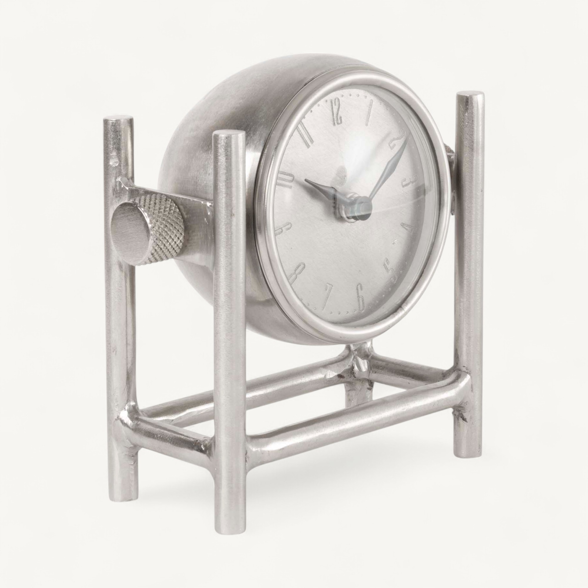 Reloj Pequeño para Mesa con Base Silver de Hierro